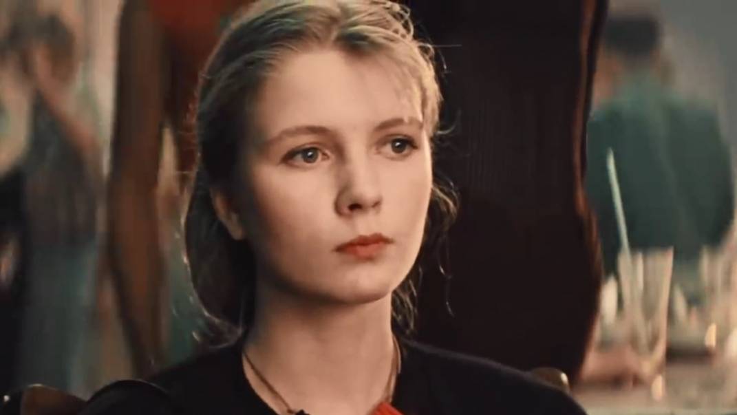 Немоляева вышла из тени: чем занималась звезда «Курьера» все это время