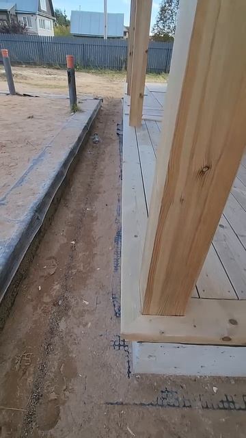 Какую доску выбрать на террасу гладкую или вельвет?