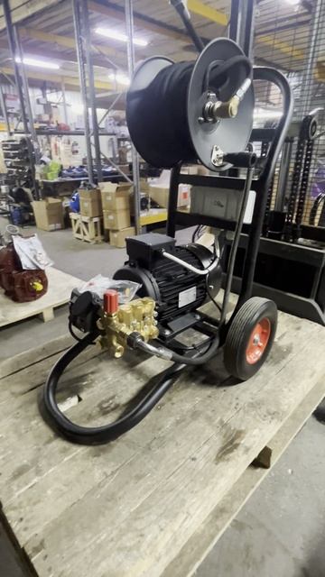 АВД Тритон AR 15/200 TS 5.5 ( на тележке с барабаном, электрика с теплозащитой)