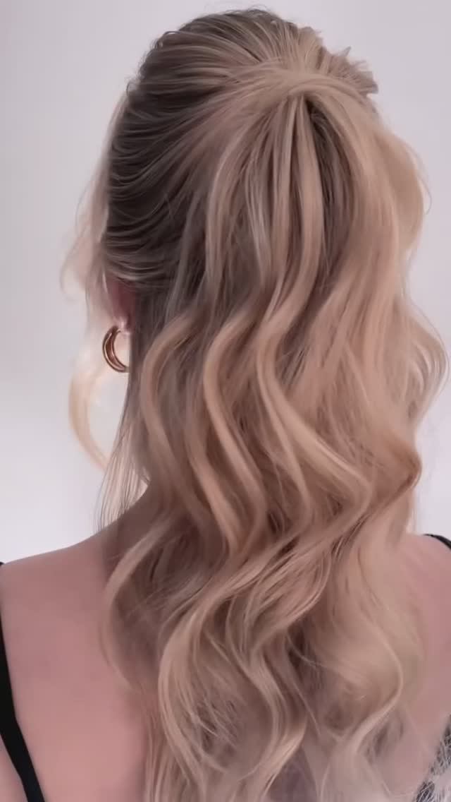 Красивый объемный текстурный хвост на утюжок #прическа #укладка #волосы #хвост