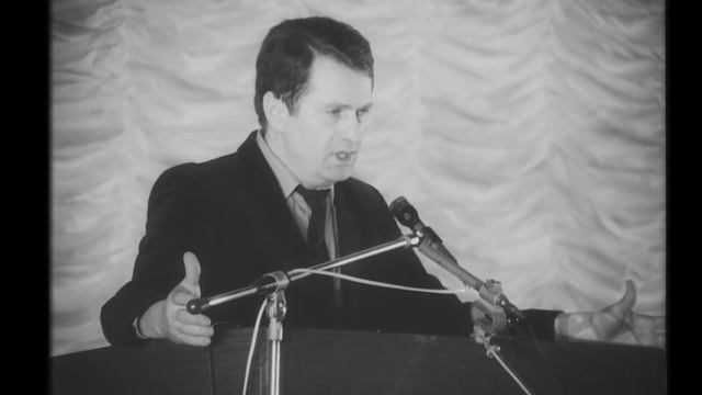 1 Учредительный съезд ЛДПР (фрагмент, высокое качество, ч/б)