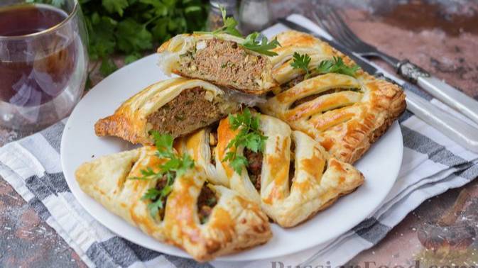 Субпродукты для супераппетитности. СЛОЁНЫЕ ПИРОЖКИ С ПЕЧЕНЬЮ И ЯЙЦОМ