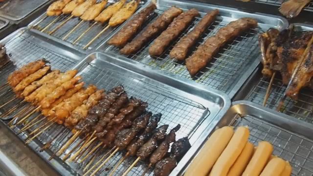 Уличная еда в Таиланде.