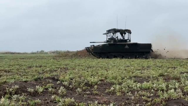 БМП-3. Отработка выполнения боевых задач.