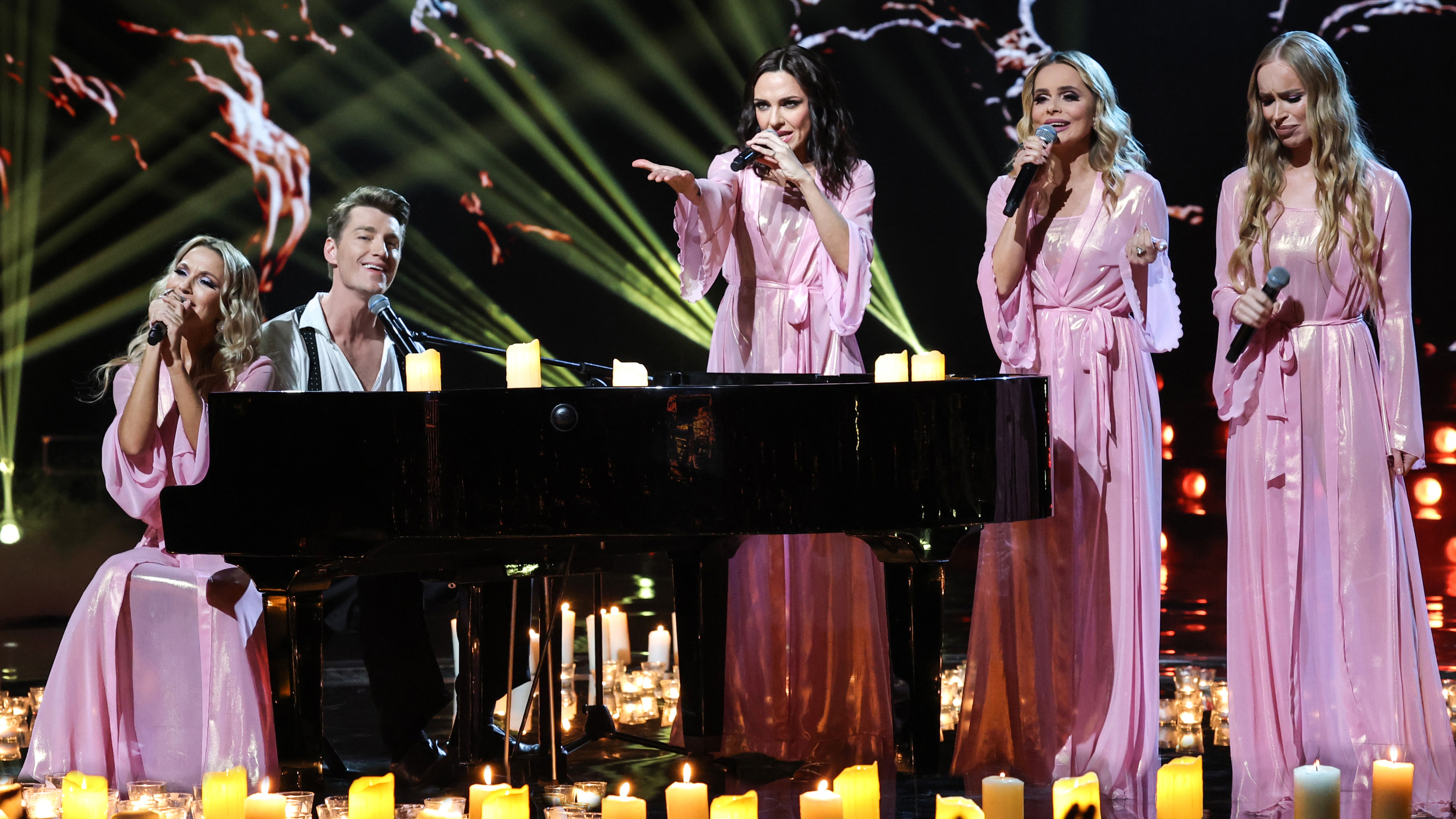 Алексей Воробьев и группа Блестящие -  Художник // шоу Супер Стар 2025