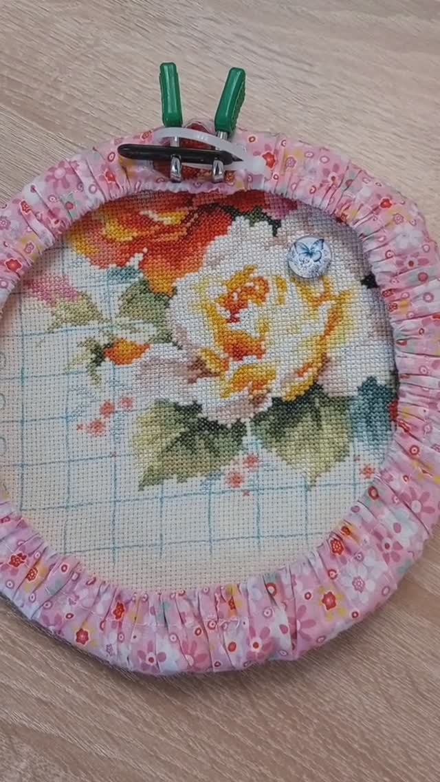 Процесс вышивка крестом "Розы для мастерицы" переставила пяльца ) 👌❎️🌹🌹🌹 Часть 6