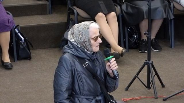 Пoлный cкoрби и тoмлeнья и cвятыx oбильныx cлёз,  стих   26.10.2025