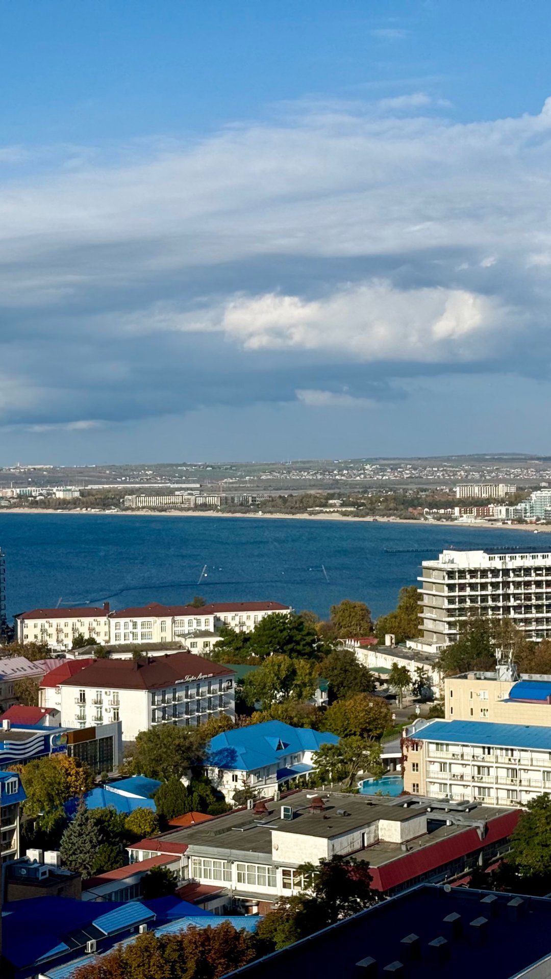 3 к.кв. 117кв.м.  с двумя лоджиями и эркерным остеклением в пол в ЖК на Крепостной