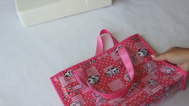 КАК СШИТЬ СУМКУ из плёнки ПВХ и фетра своими руками