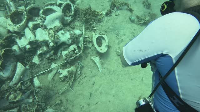 Унитазы на морском дне, рэк-дайвинг, дайвинг в Египте, дайвинг в Шарм-зль-шейх