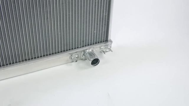 Радиатор алюминиевый MMC Pajero V46 4m40 40mm AT AJS