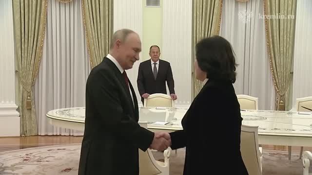 Владимир Путин принял в Кремле Министра иностранных дел КНДР Цой Сон Хи, 27 октября 2025 года