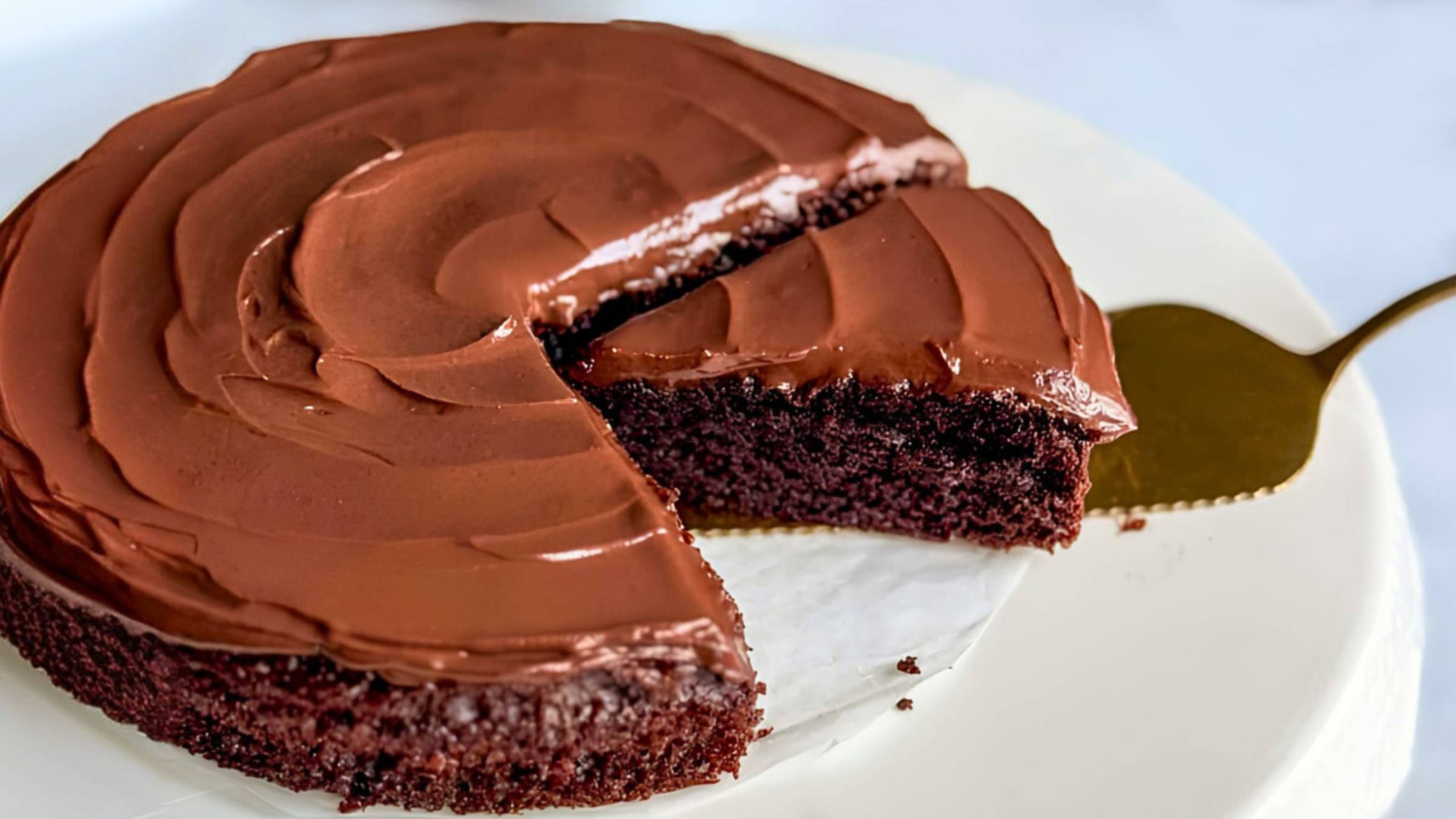 Простой Низкокалорийный насыщенный шоколадный пп торт с нежным кремом без сахара