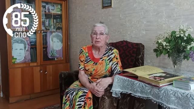 Карасева Л.А., ветеран педагогического труда, преподаватель  русского языка  и литературы  ЧГСТ