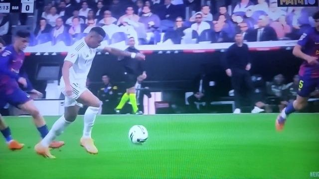 Пушка Мбаппе ,офсайд