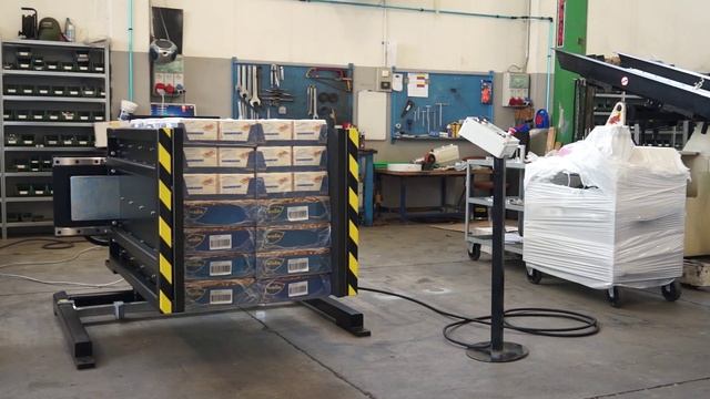 Инвертор паллет TOPPY - Side Press - Boxes