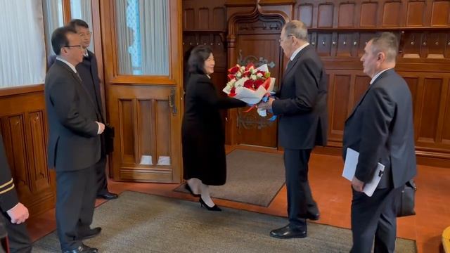 В Москве проходят переговоры глав МИД России и КНДР, 27 октября 2025 года