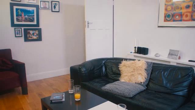Go Getter 1, Video 14, p.36, Unit 3.2 There's A Phone on the Sofa! Part 2