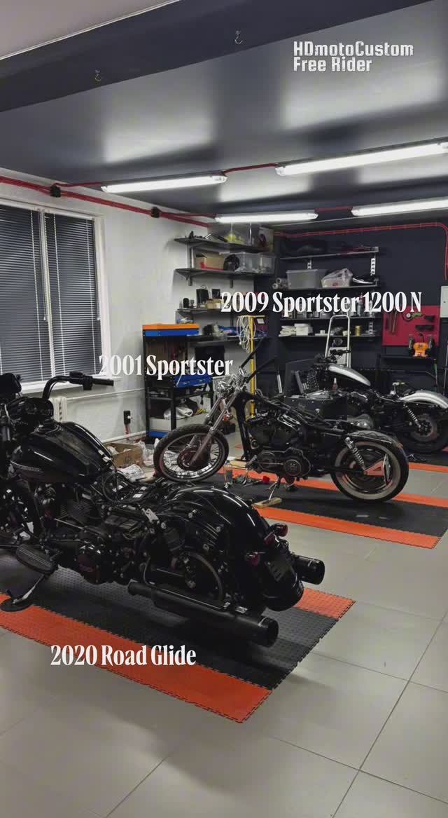 Харлеев много не бывает. Что в работе?