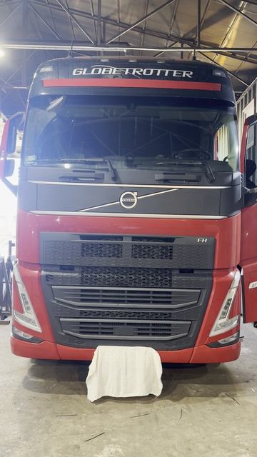 Пневматический привод с управлением из салона #карьерныесамосвалы #volvotrucks #volvo #самосвалы