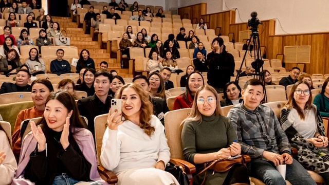 Бизнес-тренер Рашит Каримов.