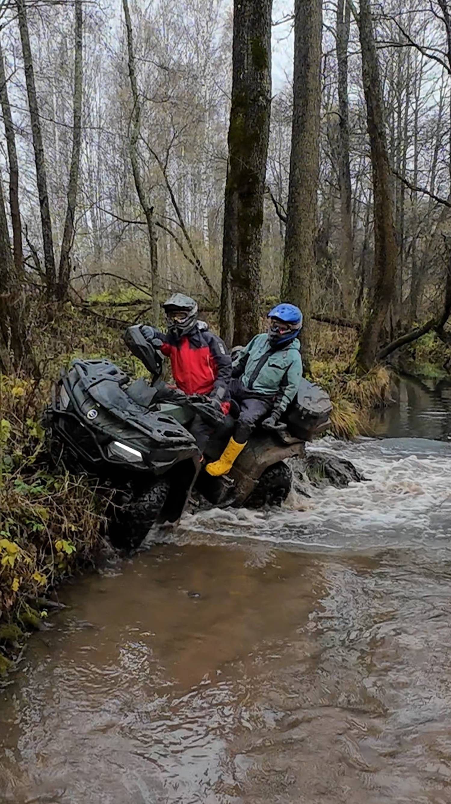 Адреналин на колесах: осенний заряд грязи! 🥳