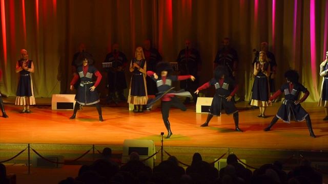 Грузинские танцы! Эгриси и Акапелла Сакартвело