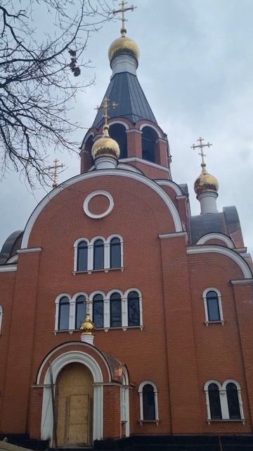 Храм Матроны Московской в микрорайоне Сходня