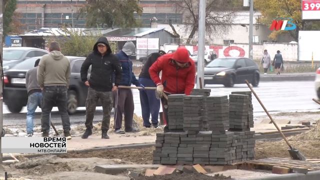 В Волгограде завершается благоустройство территории у ЗАГСа Советского района