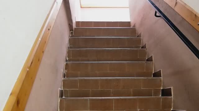 Лестница в старинном жилом доме (Авиньон, Франция).