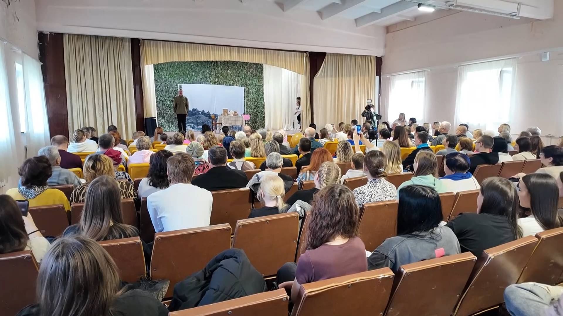 В Копейске показали инклюзивный спектакль