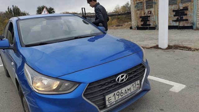 Подготовка к экзамену с Евгением. Делаем парковку под 90 градусов у МРЭО