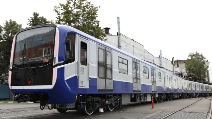Новый метропоезд Новосибирского метрополитена "Ермак"