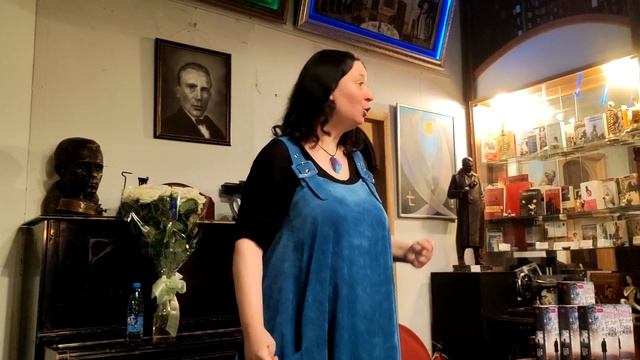 «КАК ЗА РУКУ, ВЗЯВ ЗА КРЫЛО»/ Творческий вечер Елены Шумара (Санкт-Петербург)