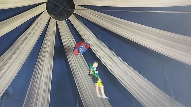 Я летаю в цирке после выступлений