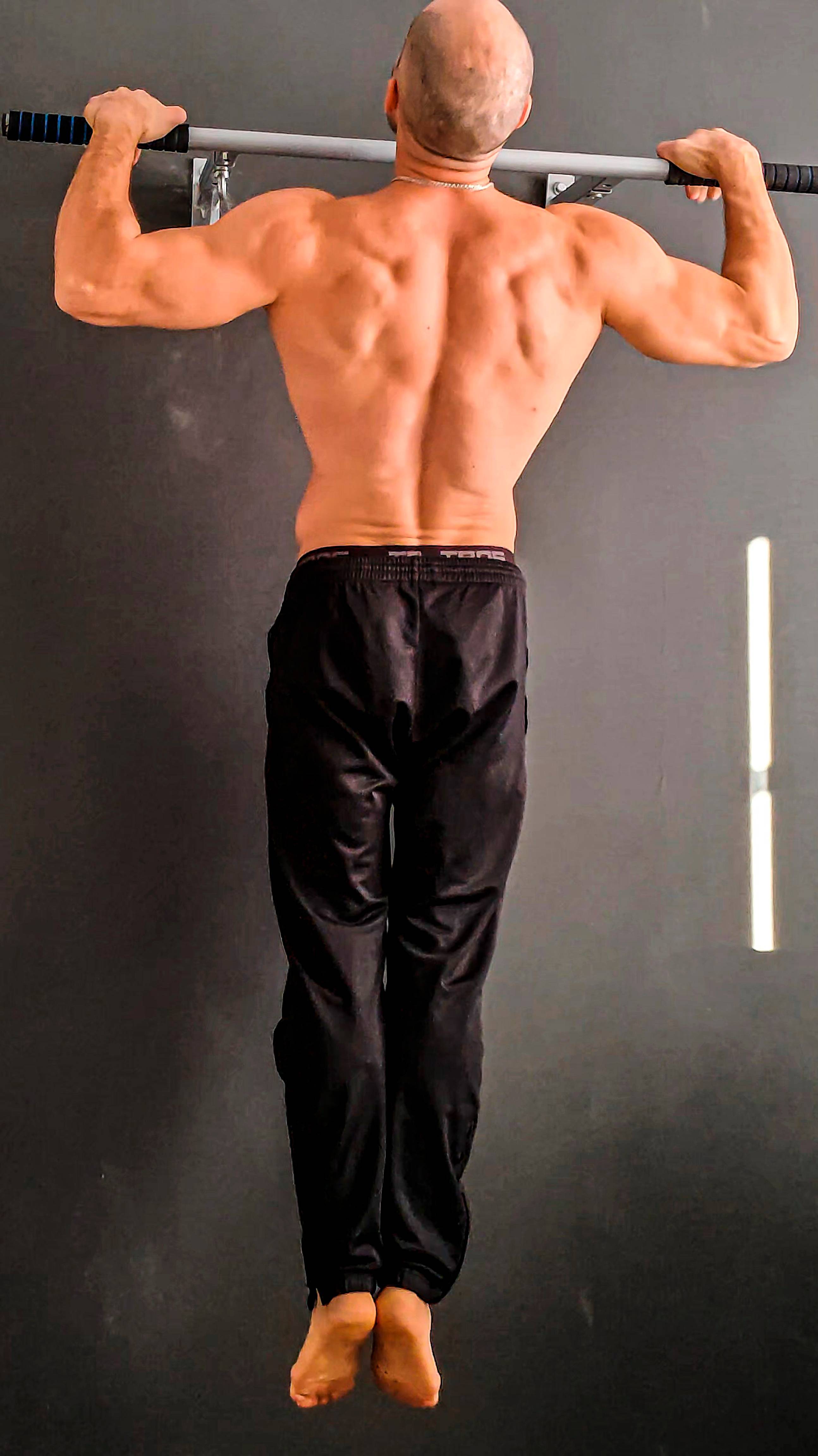 Подтягивания в режиме Нон-стоп. 💪😤 #motivation