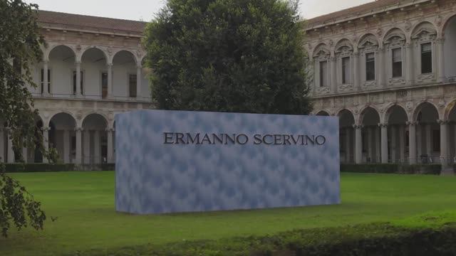 Показ женской коллекции Ermanno Scervino весна-лето 2024
