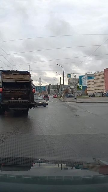 Вакханалия на перекрестке..