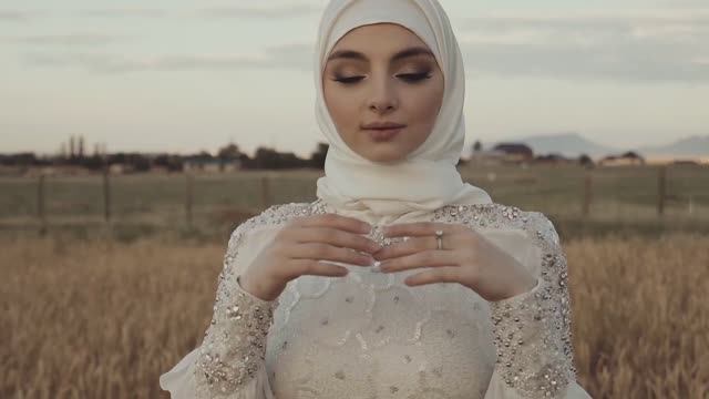 МУСУЛЬМАНКА - красивая песня о любви! Юрий Оленич, клипы про любовь до слез