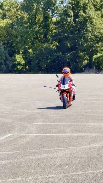 ХЭЛЛОУИН НА МОТОЦИКЛЕ ДУКАТИ ПАНИГАЛЕ КАТЯ АЛМАЗ