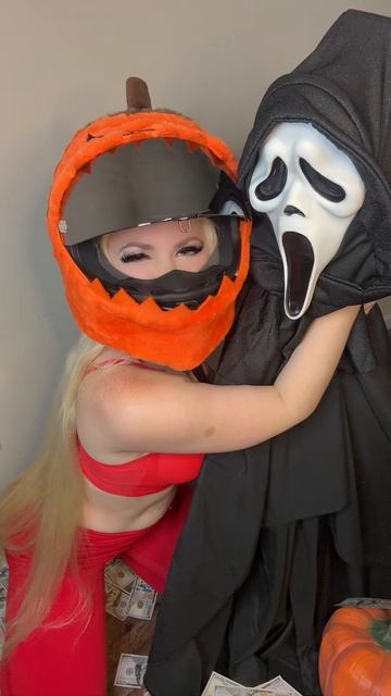 ХЭЛЛОУИН НА МОТОЦИКЛЕ ДУКАТИ ПАНИГАЛЕ КАТЯ АЛМАЗ