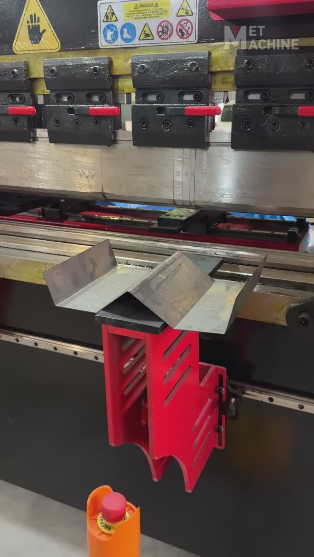Тестируем обновленную серию листогибочных прессов MetMachine SBPA-N