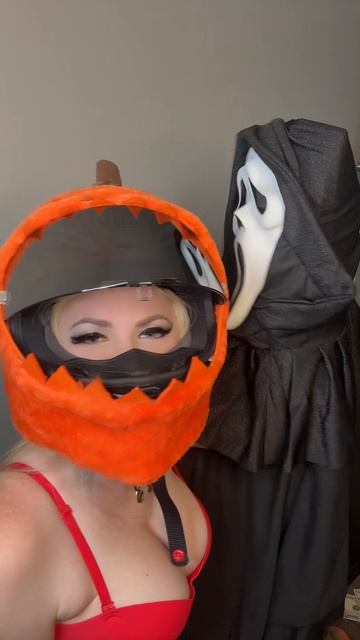 ХЭЛЛОУИН НА МОТОЦИКЛЕ ДУКАТИ ПАНИГАЛЕ КАТЯ АЛМАЗ