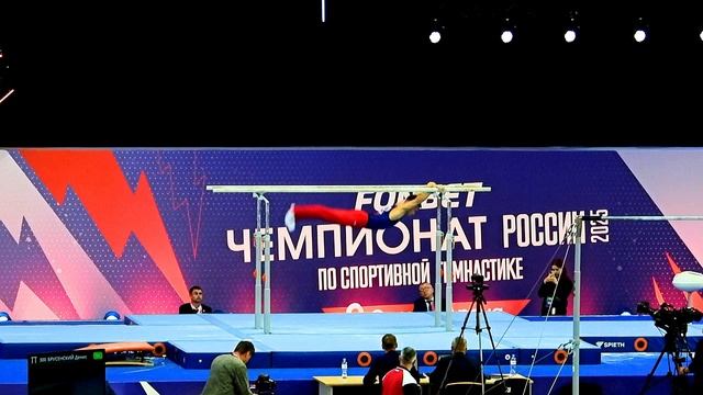 МАРИНОВ Даниел 314 на брусьях