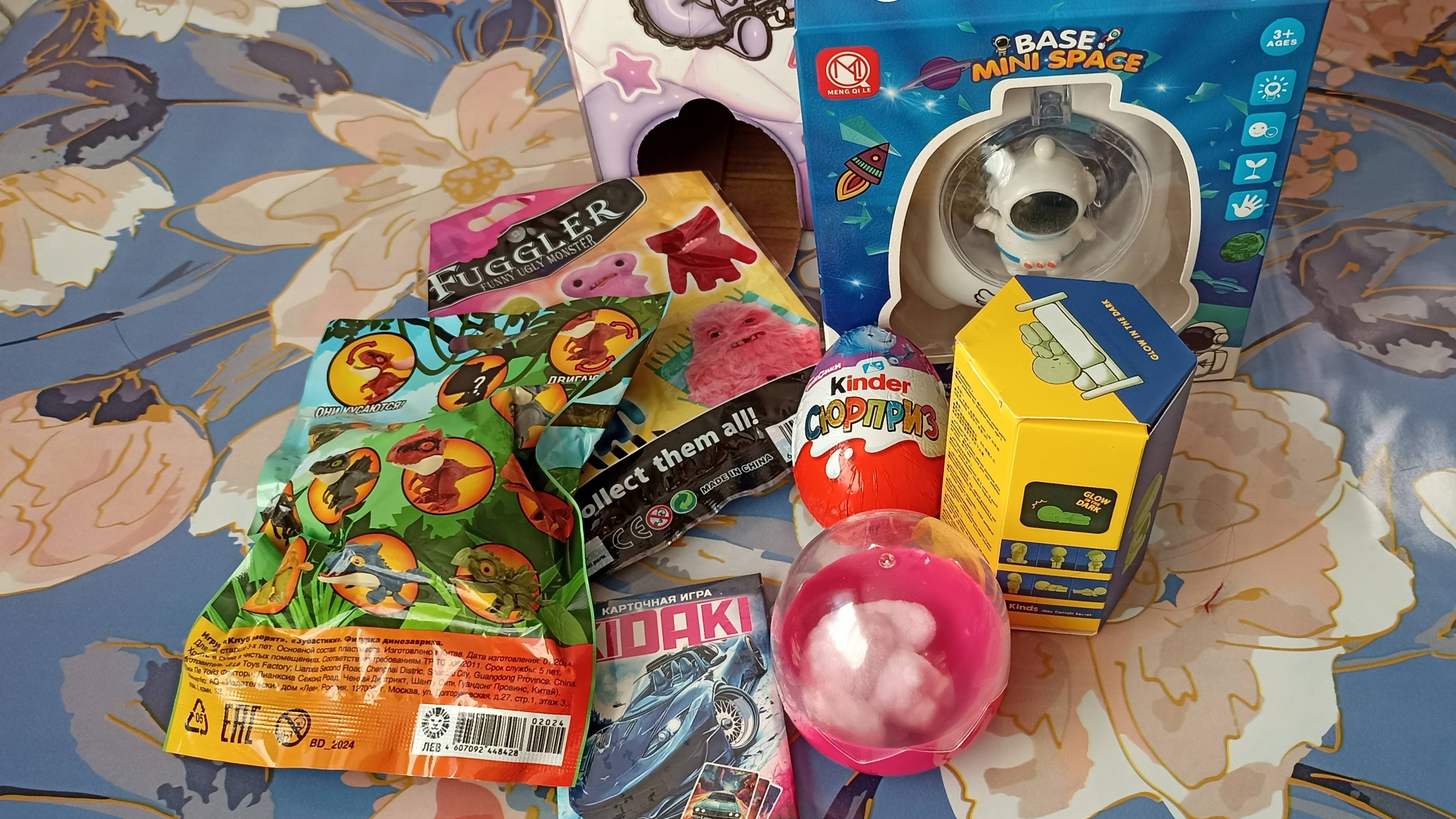 Распаковка и обзор сюрпризов