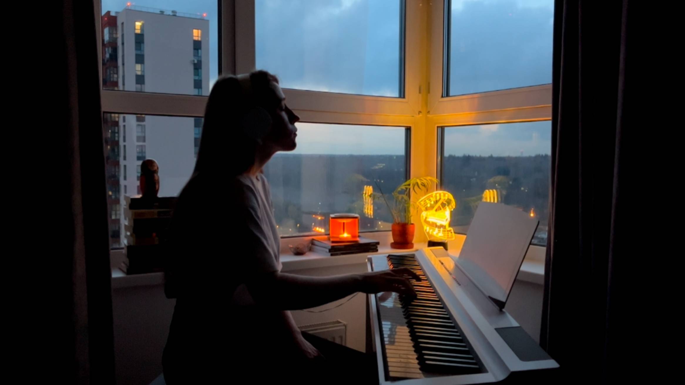 Любэ - "Конь" (кавер-версия моя)