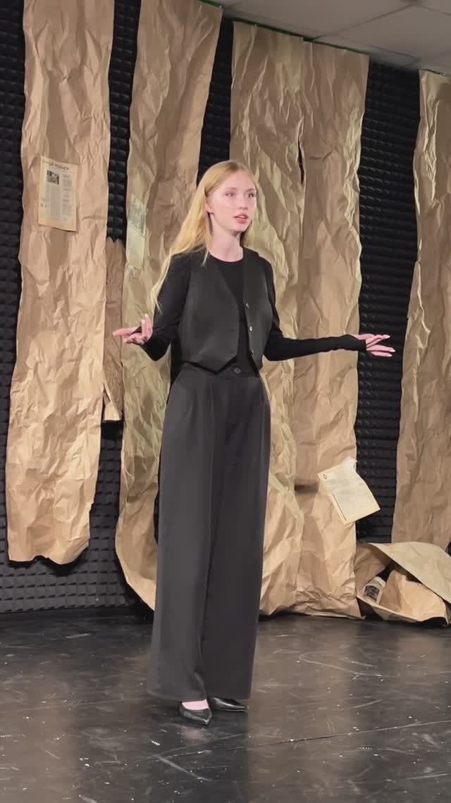 Лиза Строк: Песня о вещей Кассандре