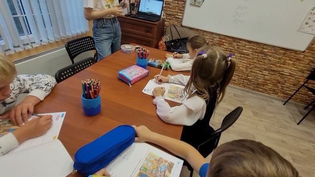 Счастливые уроки в Лингвитании