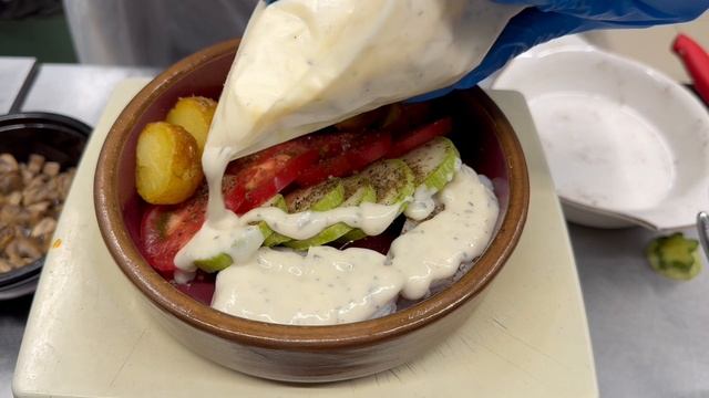 Судак запеченный с овощами