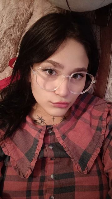 Первокурсница не за капусту, а за любовь🥰 — смотреть короткие видео (Shorts) в хорошем качестве ...